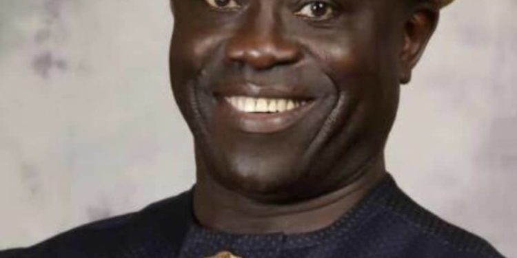 Buhari Appoints Ex-Army General, Ndiomu, As Administrator Of Amnesty ...