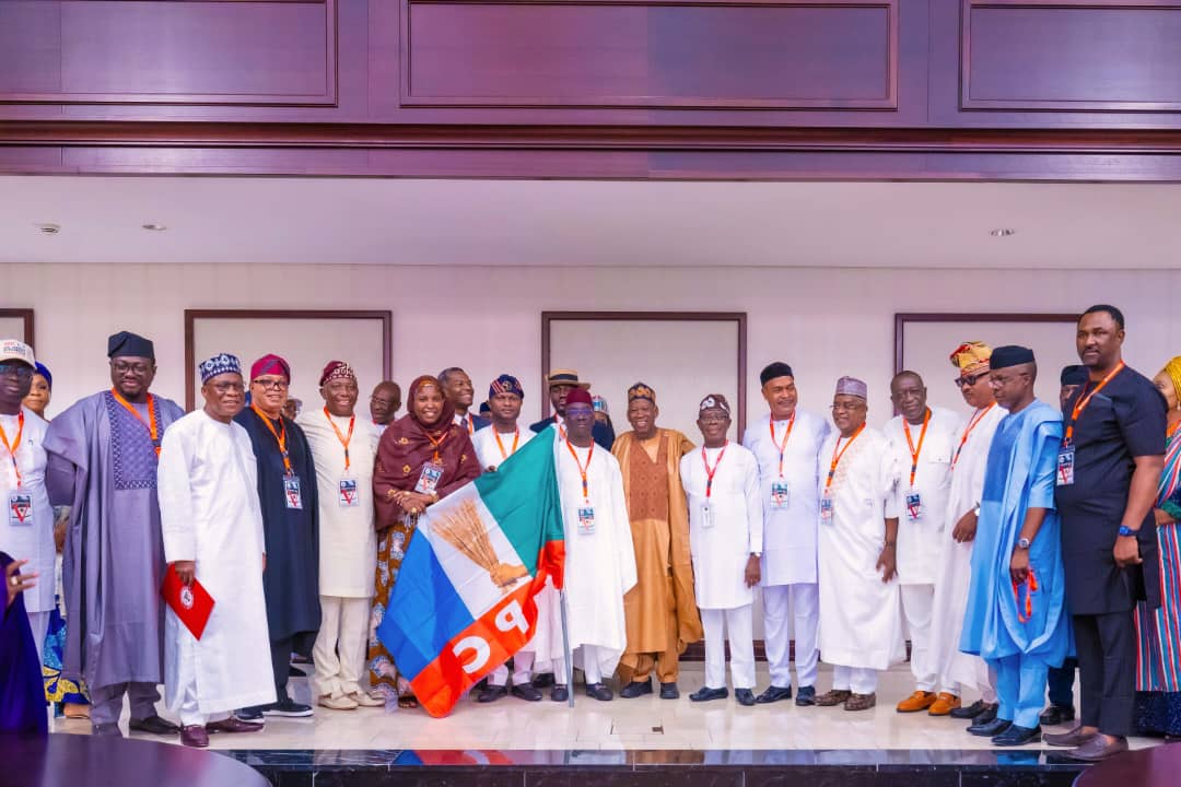 PICTORIAL: Tinubu Presents APC Flag To Edo Guber Candidate, Running Mate