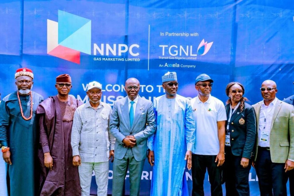 PICTORIAL: Federal Gov't Inaugurates Largest NNPCL CNG Station In Lagos