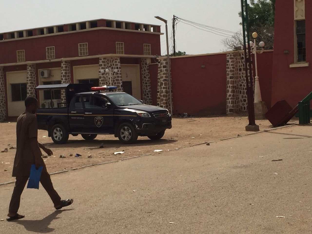 PICTORIAL: Police Displace Hunters Guarding Emir Sanusi II At Kano’s Main Palace
