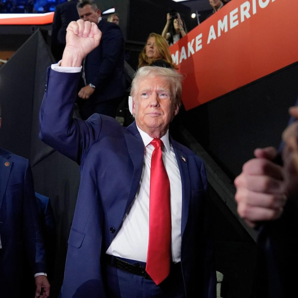 PICTORIAL: Days After Failed Attempt On His Life, Trump Receives Hero's ...