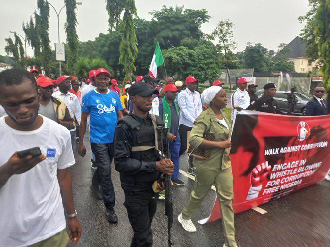 PICTORIAL: EFCC Chair Olukoyede Leads Staff On Nationwide 'Walk Against ...