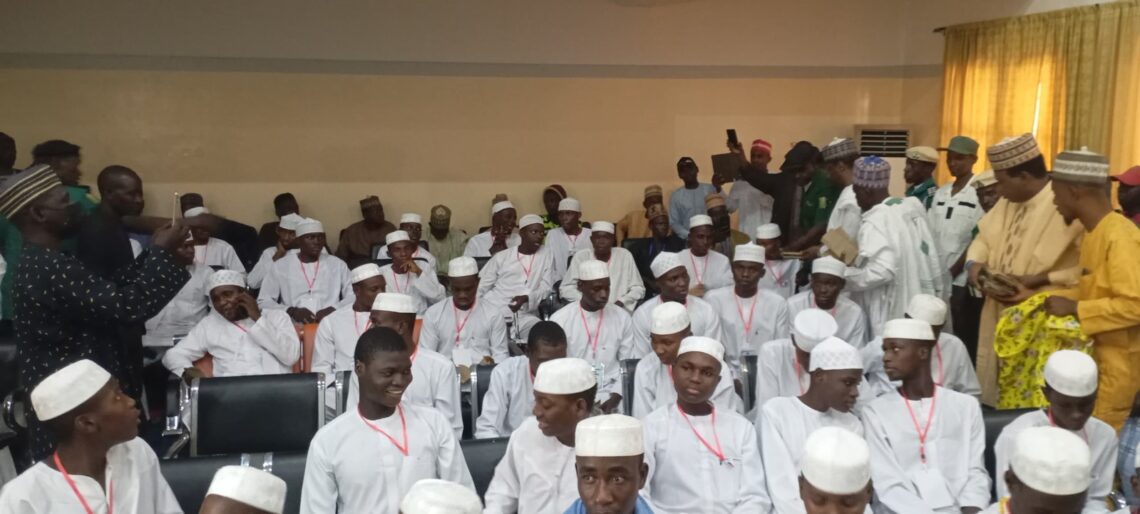 PICTORIAL: Kano Gov’t Reunites 76 Freed #EndBadGovernance Protesters ...