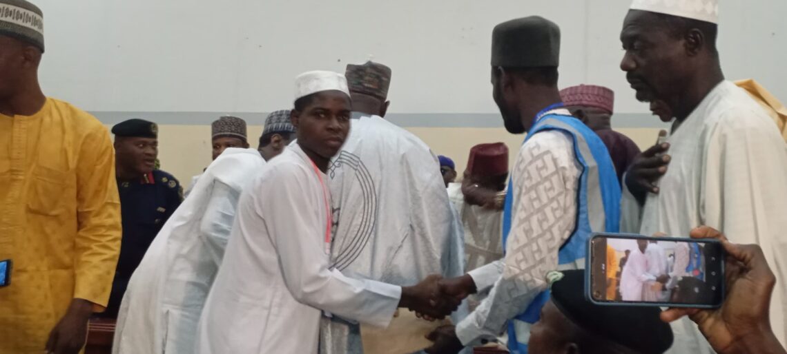PICTORIAL: Kano Gov’t Reunites 76 Freed #EndBadGovernance Protesters ...