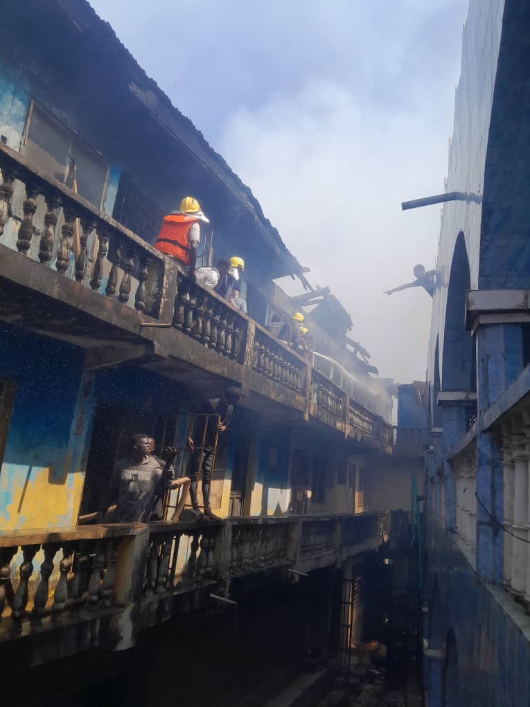 Firefighters Save Multi-million Naira Property As Fire Guts Kwara Market
