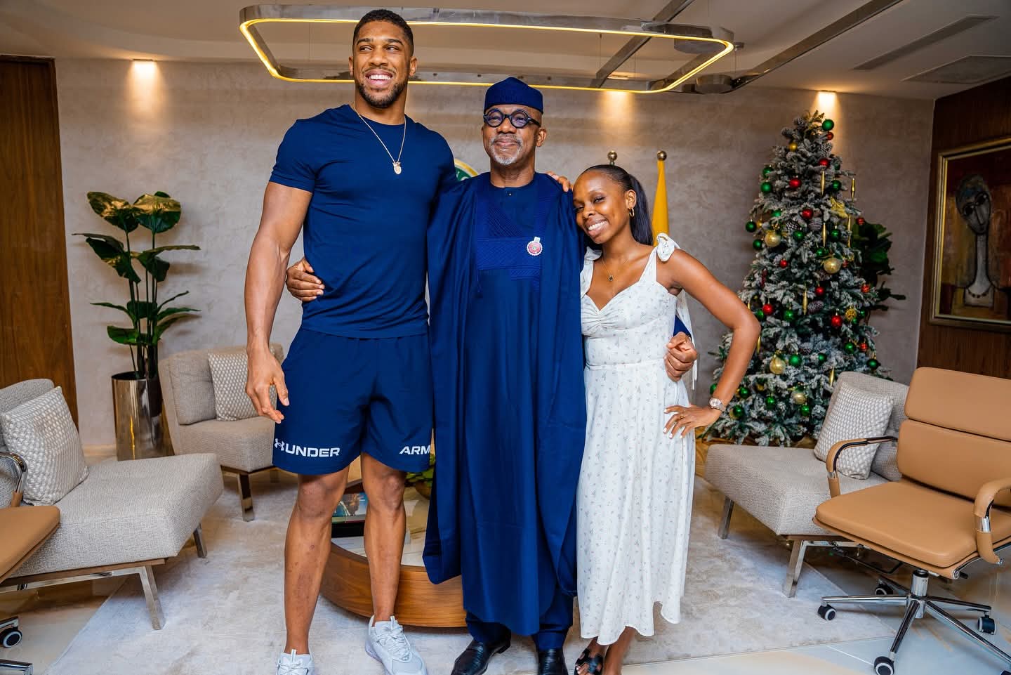 PICTORIAL: Gov Abiodun Hosts Anthony Joshua, Appoints Boxer Ogun Sports ...