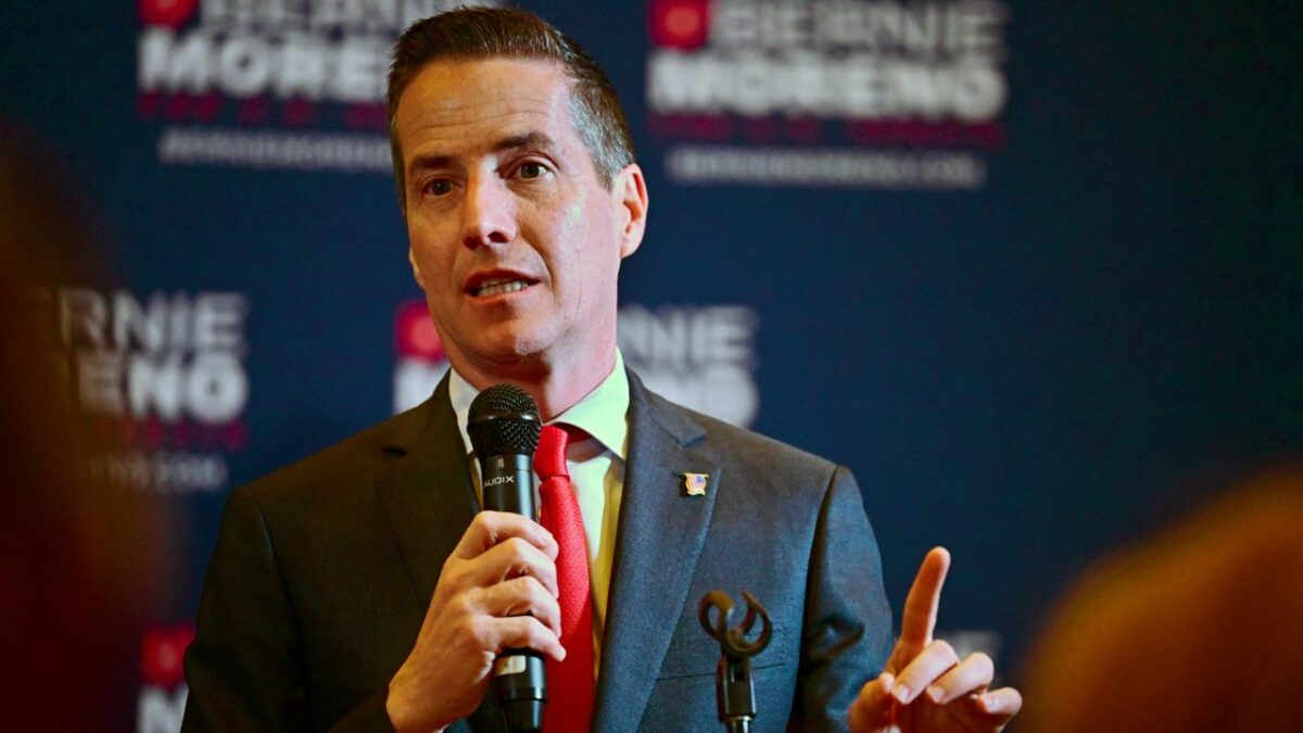 US Lawmaker Proposes Law To Scrap Dual Citizenship