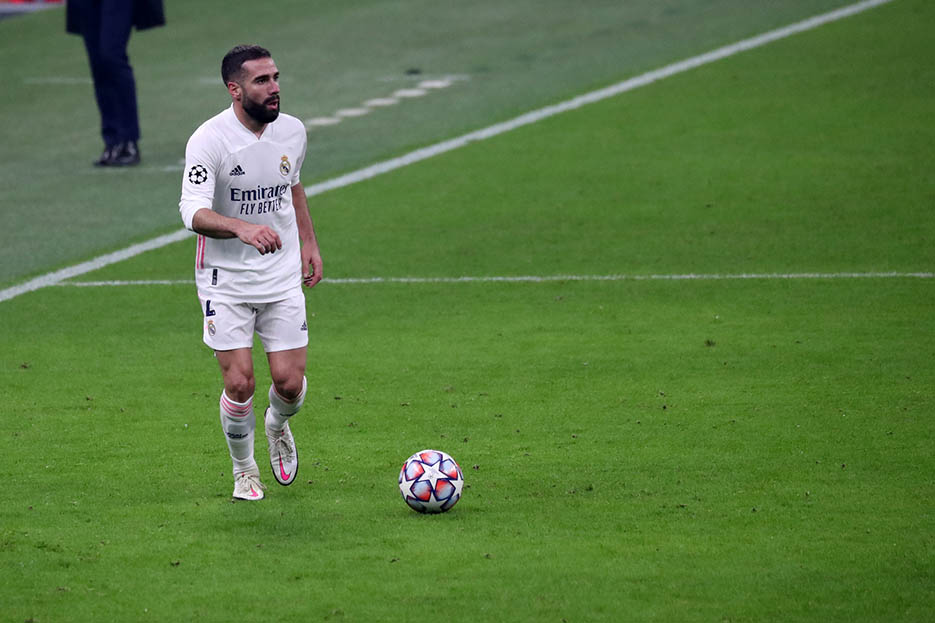 Real Madrid Draw Up Right-Back Shortlist Amid Carvajal Departure